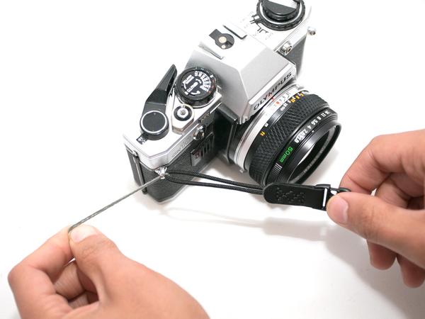 Attaching Round Loop Connectors to your Camera – DSPTCH